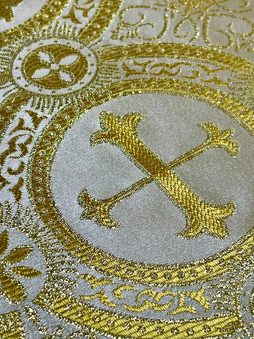 Home Altar Catholic Liturgical Runner Gold White Metallic Gold 2 Sizes ...