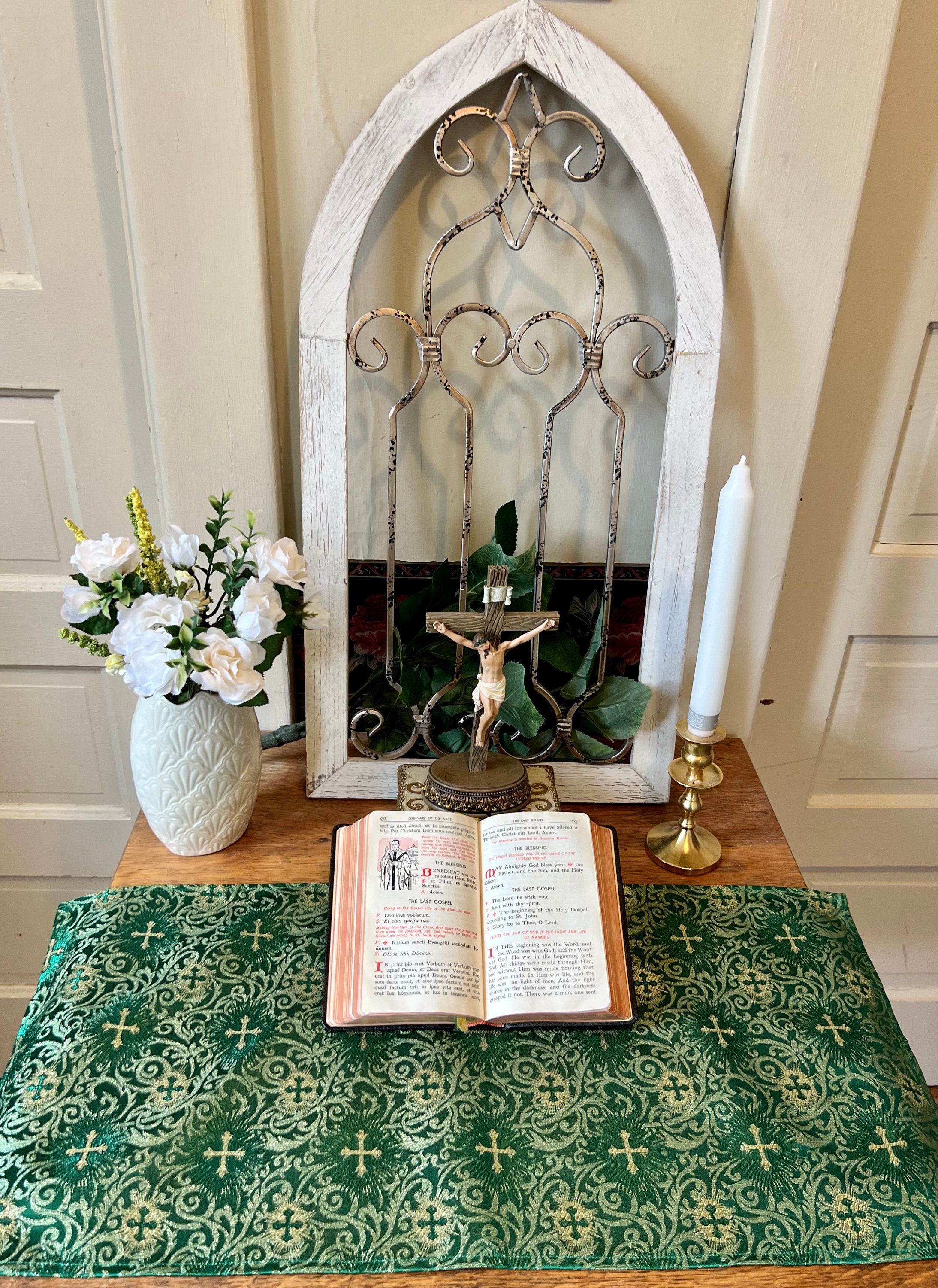 Altar Cloth Catholic Christian Home Green Gold Metallic Liturgical ...