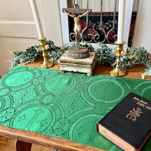 Altar Cloth Catholic Christian Home Green 2 Sizes Liturgical Runner ...