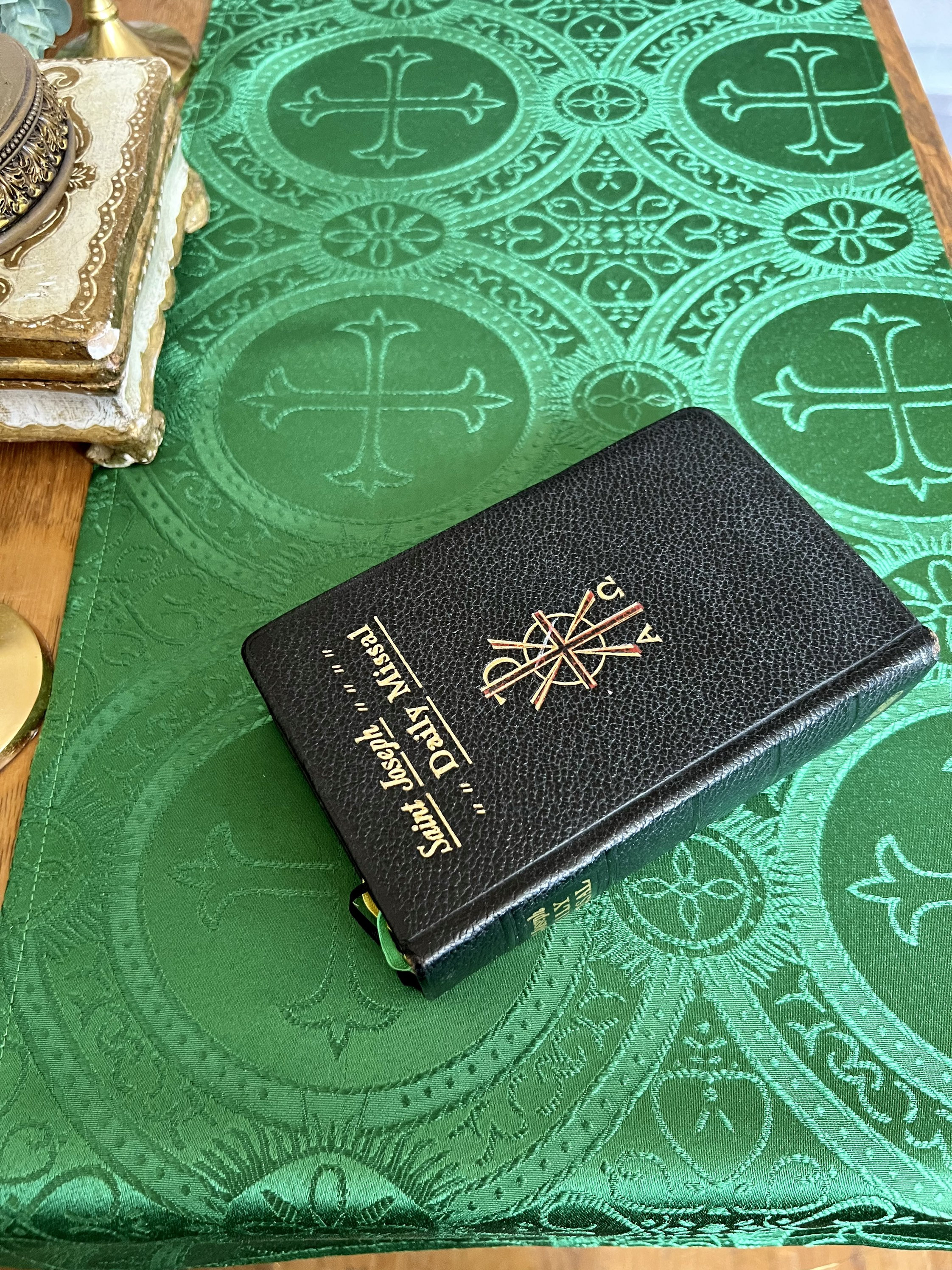Altar Cloth Catholic Christian Home Green 2 Sizes Liturgical Runner ...