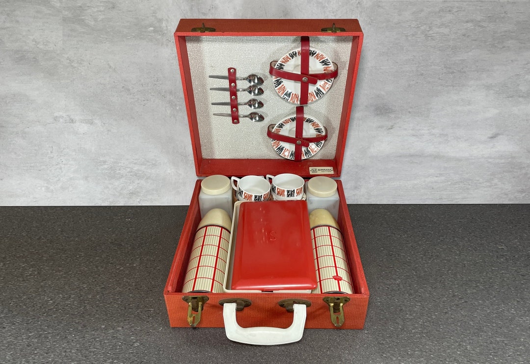 Vintage Sirram 1950's Picnic Set Hamper Made in England Four Person ...