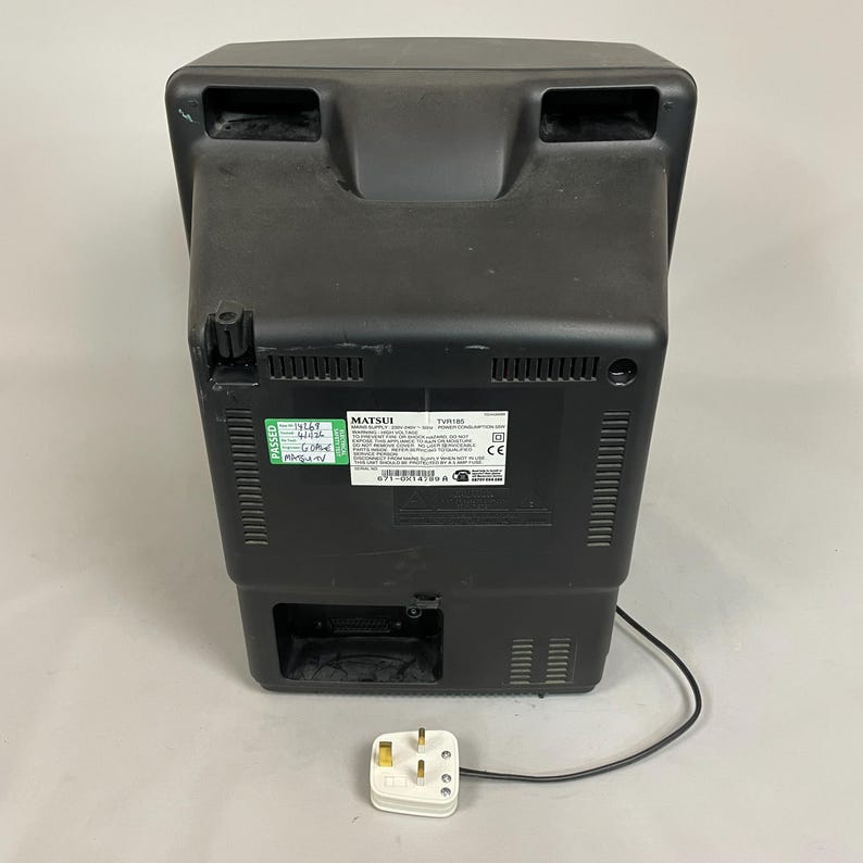 Matsui 14" Inch CRT Cube TV Built-in VHS Video Vcr Player | Retro ...