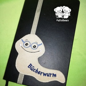 12 Designs Bookmark Bookworm Pendant Key Chain, 24x Digital Embroidery ...