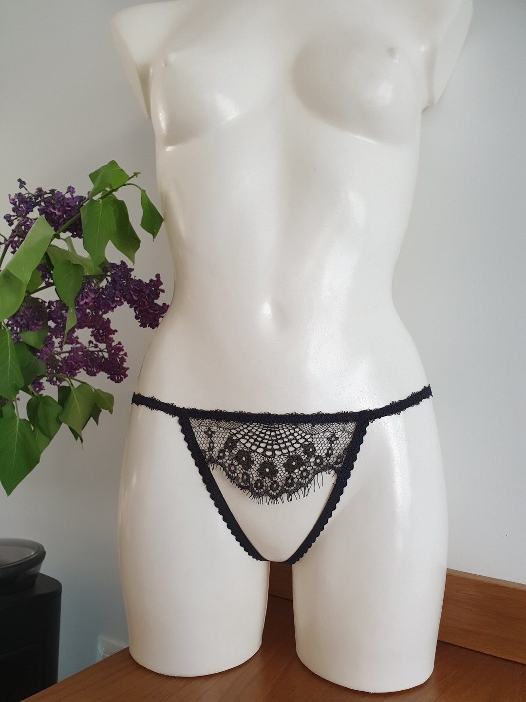 Open Sexy Lace Crotch Less Panties Crotchless Bikinis Free Access