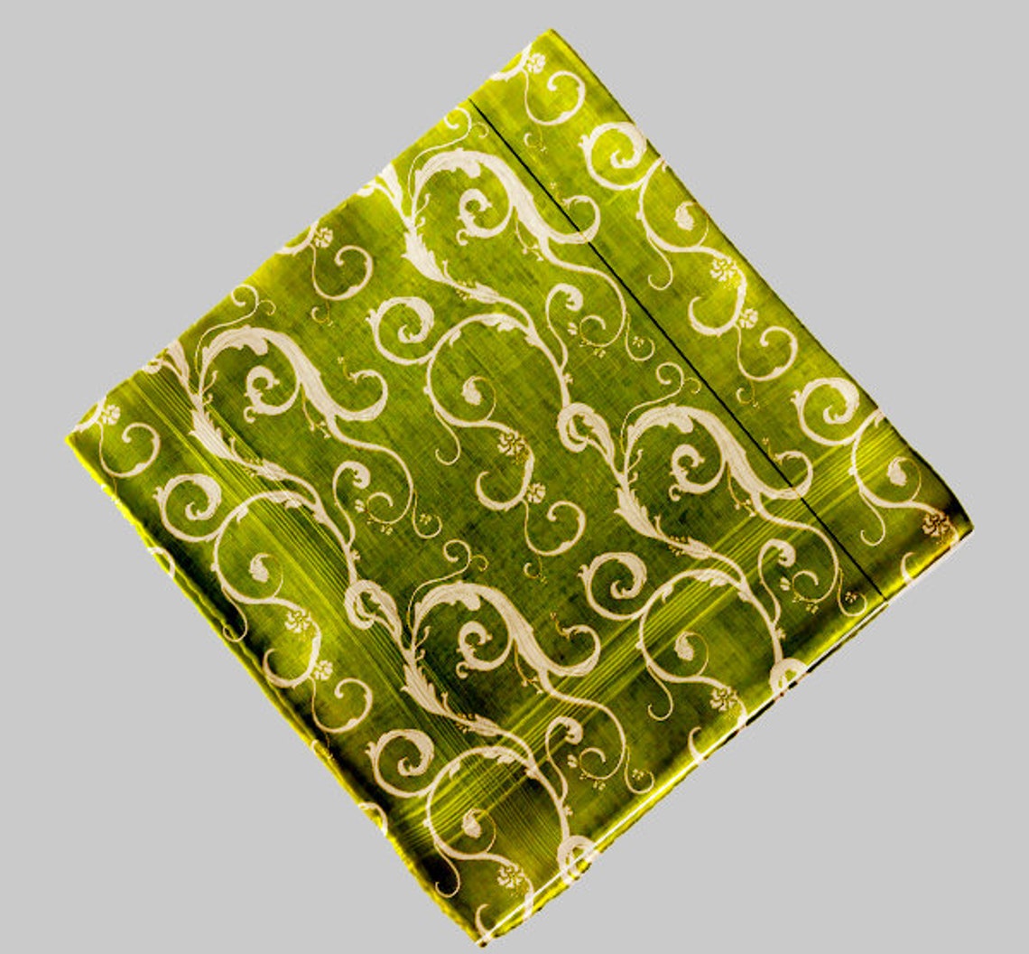 Vine - Surface Pattern | Seamless Repeat Design | 10in by 12in Tile ...