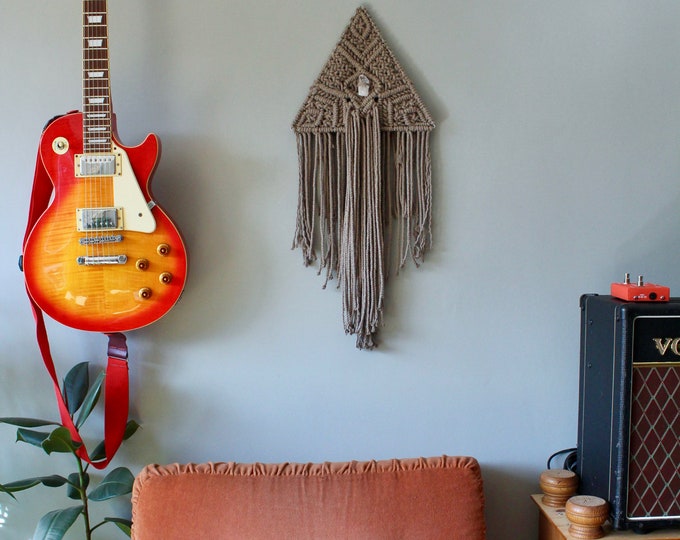 Beautiful handcrafted macramé pieces from by Sonosynthesis on Etsy