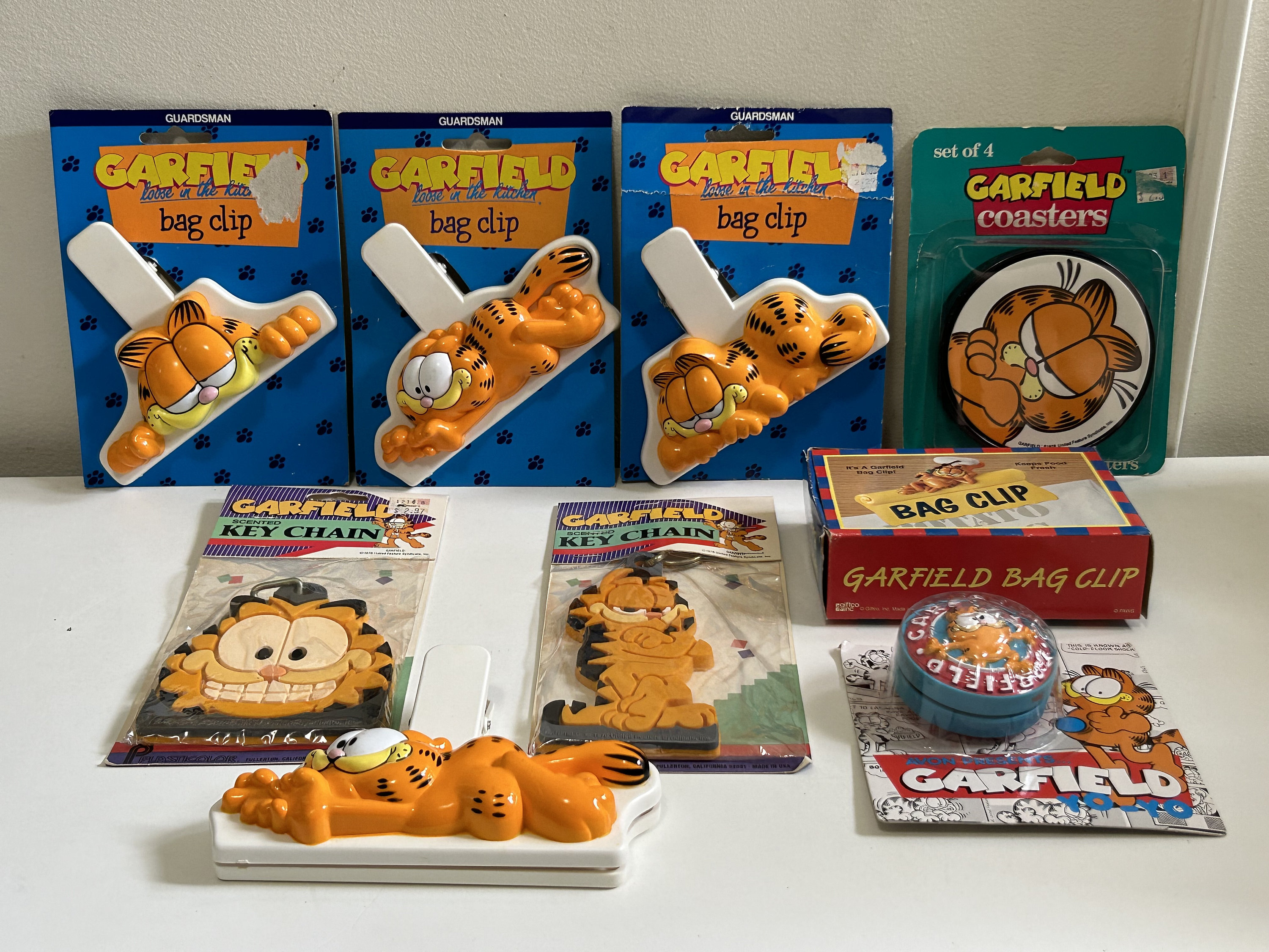 Vintage NOS Garfield Novelties; Yo-yo, Bag Clip, Scented Key Chain ...