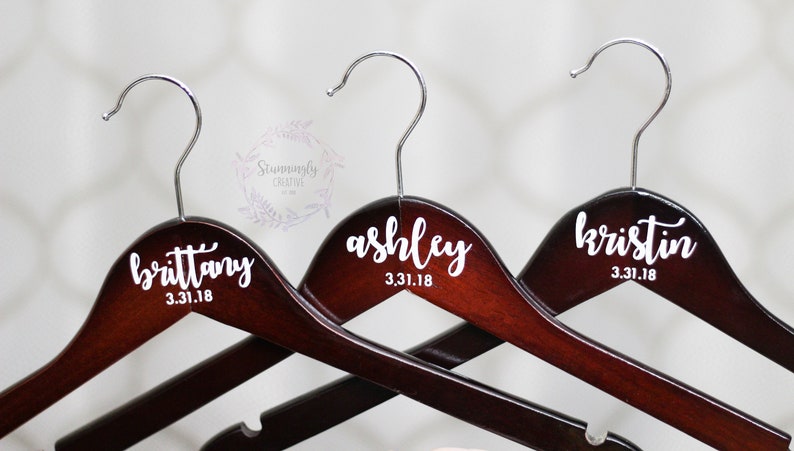SET OF 11 Name Hangers With Date, Bridal Party Hangers, Bridesmaid ...