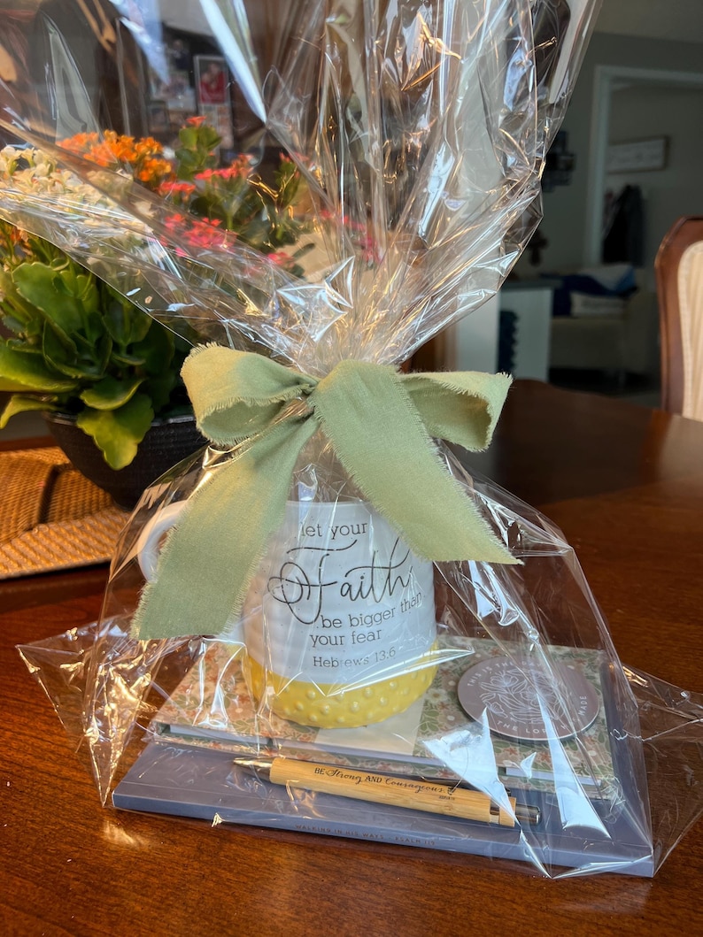 Christian Devotional Gift, Thoughtful, Inspirational Faith Gift ...