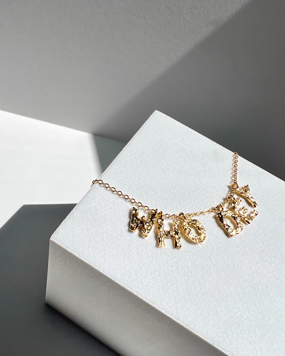 WHO DEY Bengals Necklace, Shiny Hammer Texture Gold Letter Necklace on ...