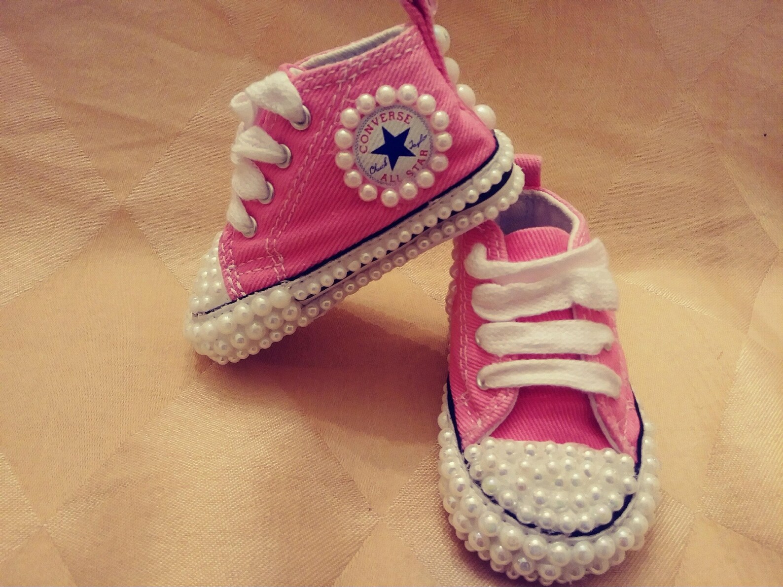 Be Mine, Pink Converse, Glitter and Pearls - Etsy