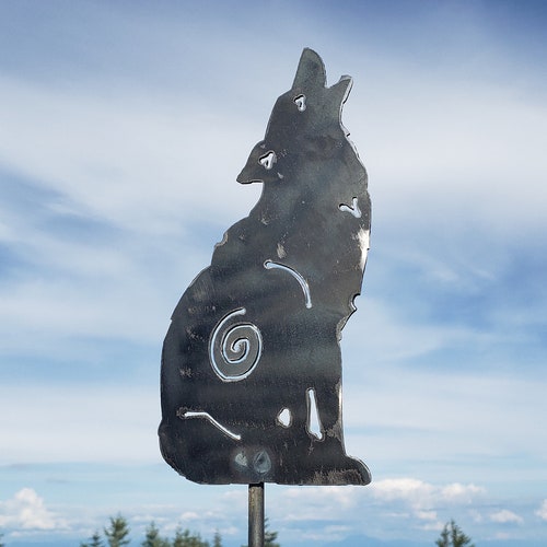 Wolf Garden Art Metal Garden Stake Mothers Day Gift | Etsy