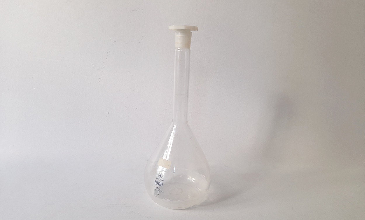 Laboratory Volumetric Flask