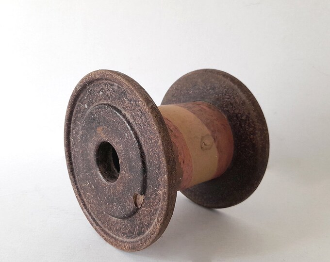 Vintage Large Brown Industrial Spool. Antique Large Reel for Yarn ...