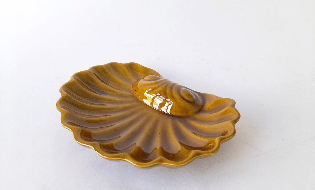 Vintage Ceramic Portuguese Secla Shell-shaped. Vintage Ceramic Shell ...