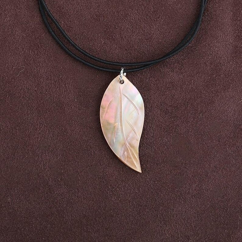 Natural Leaf Shape Mother of Pearl Pendant Painting Flower Leaves ...