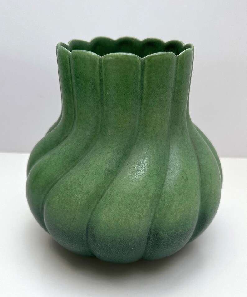 Rumrill Pottery (shape 451) - Vintage - Etsy