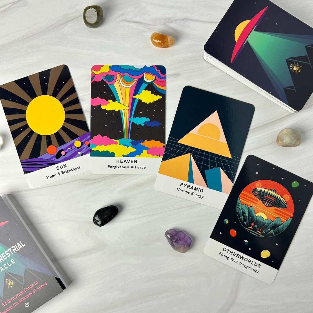 The Extraterrestrial Oracle Deck | This Oracle Cards Deck Has 52 Oracle ...