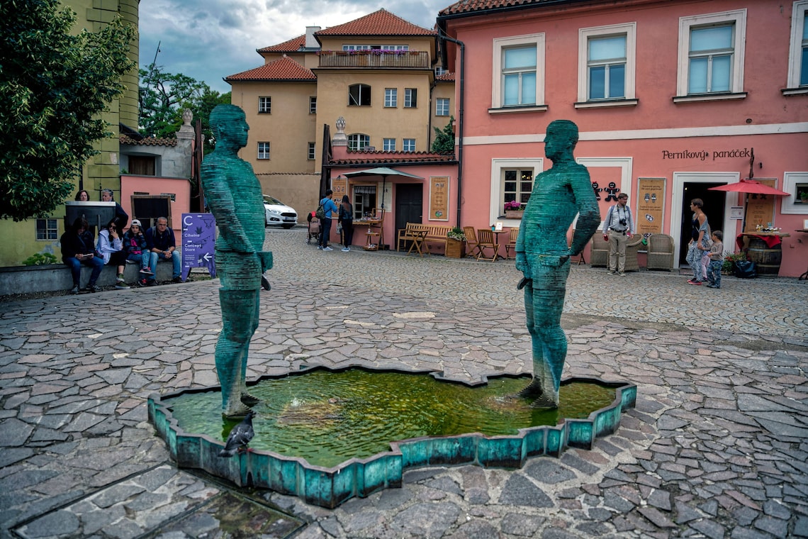 Famous "men Urinating" Statue in Prague - Etsy