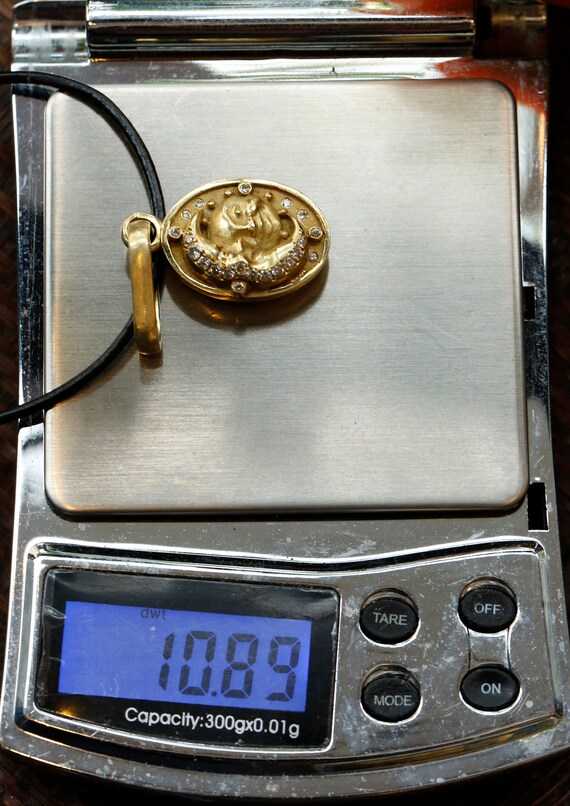 14K Gold Half Moon and Sun Face Pendant with Diamonds… - Gem