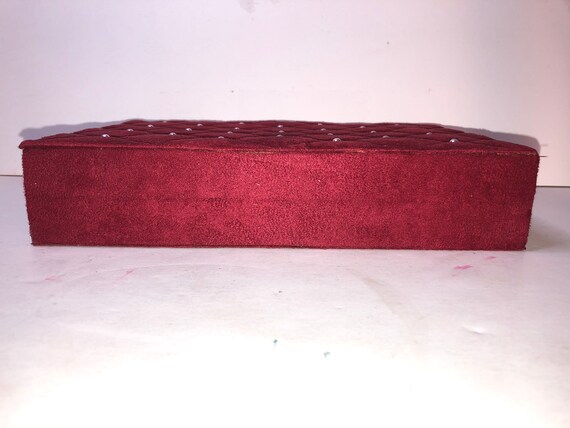 Red Velvet Jewelry Box - Gem