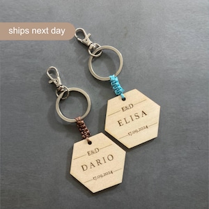 Set of 2 Custom Hexagonal Keychains With Names, Personalized Couple ...