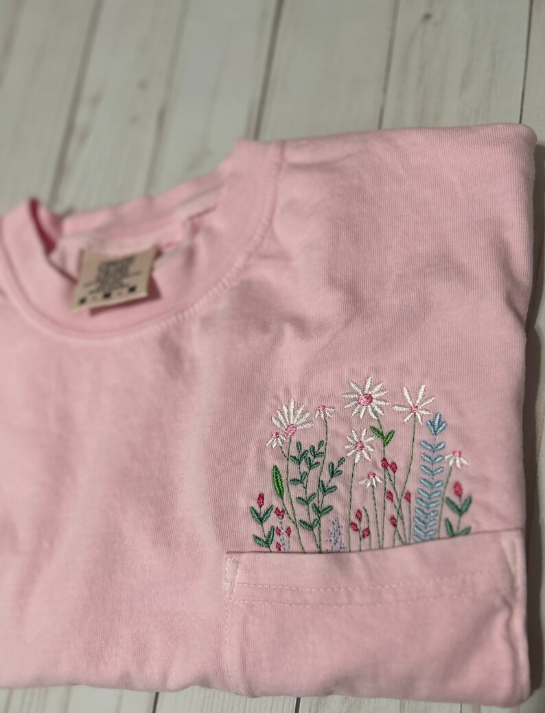 Embroidery Floral Pocket T-shirt, Pocket Tee, Embroidery Flowers ...