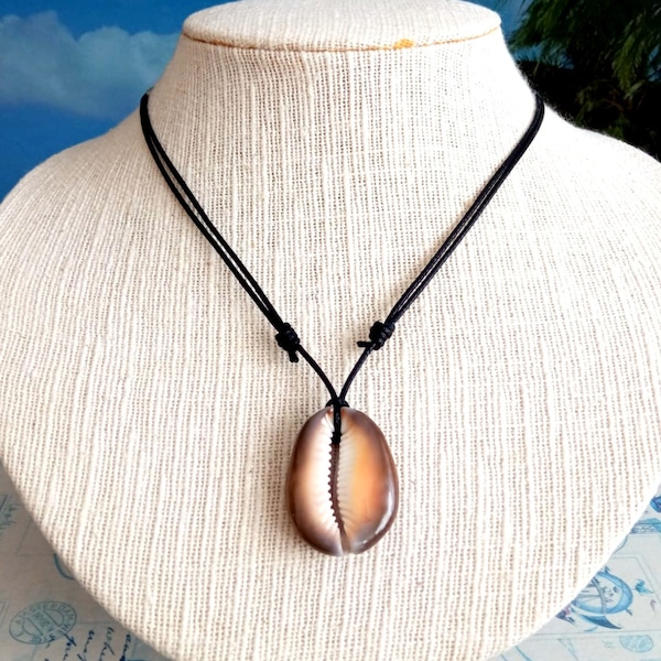 Cowrie Shell Necklace - Etsy