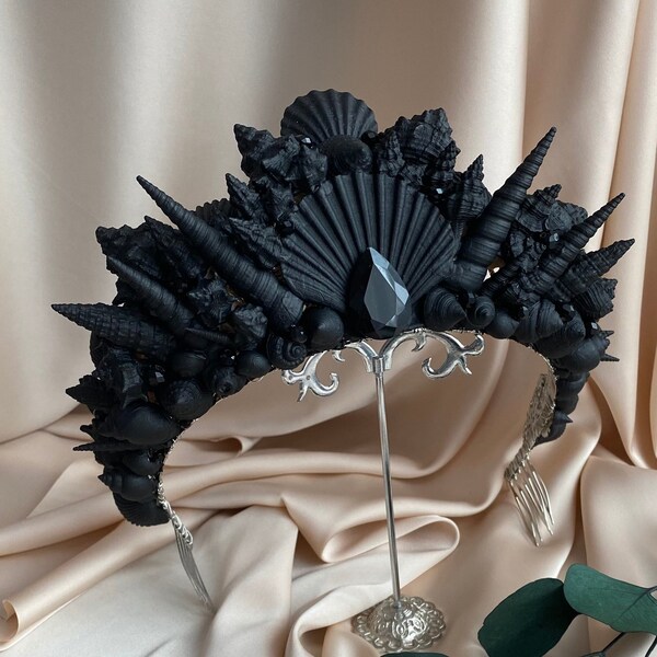 Black Seashell - Etsy