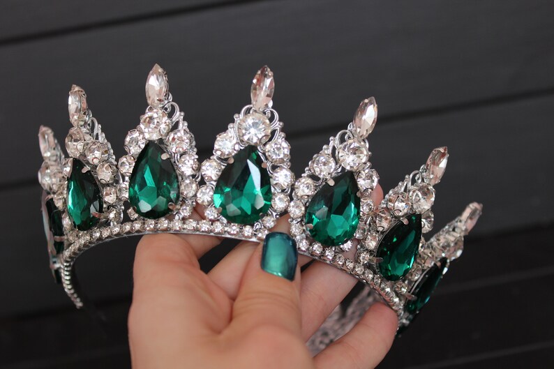 Green crown Crown Emerald crown Green tiara crown Bridal Tiara | Etsy