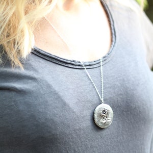 Rose Locket Necklace-round Silver Locket-antique Photo Locket-locket ...