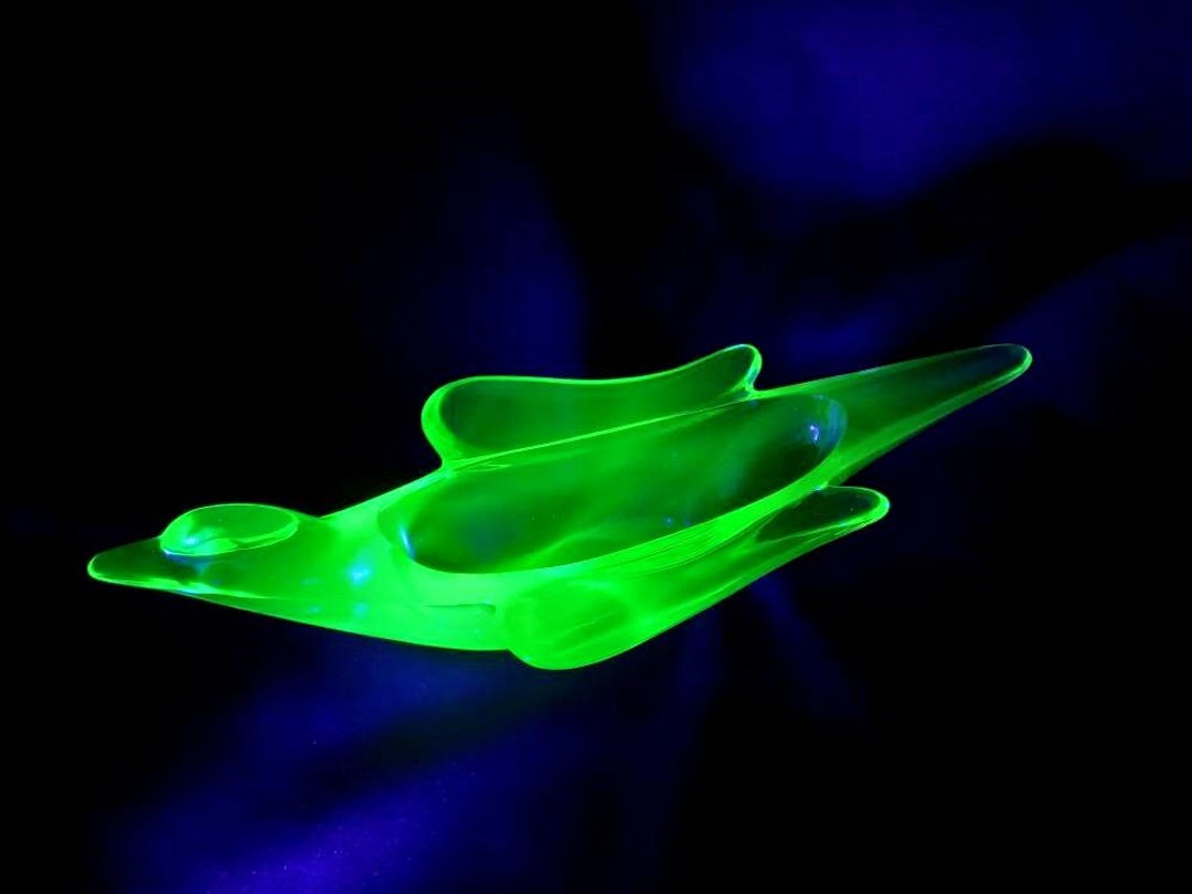 French Art Deco Uranium Glass Bird Bowl - Etsy