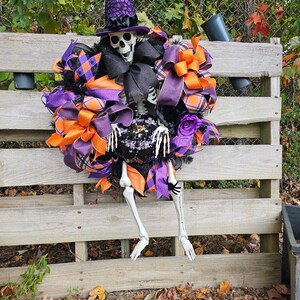 Skeleton Wreath, Mesh Wreath, Halloween Decor - Etsy