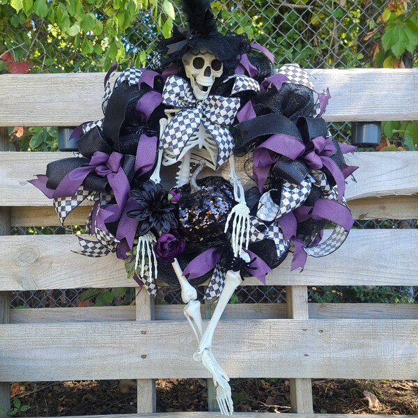 Skeleton Wreath - Etsy