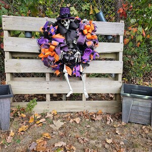 Skeleton Wreath, Mesh Wreath, Halloween Decor - Etsy