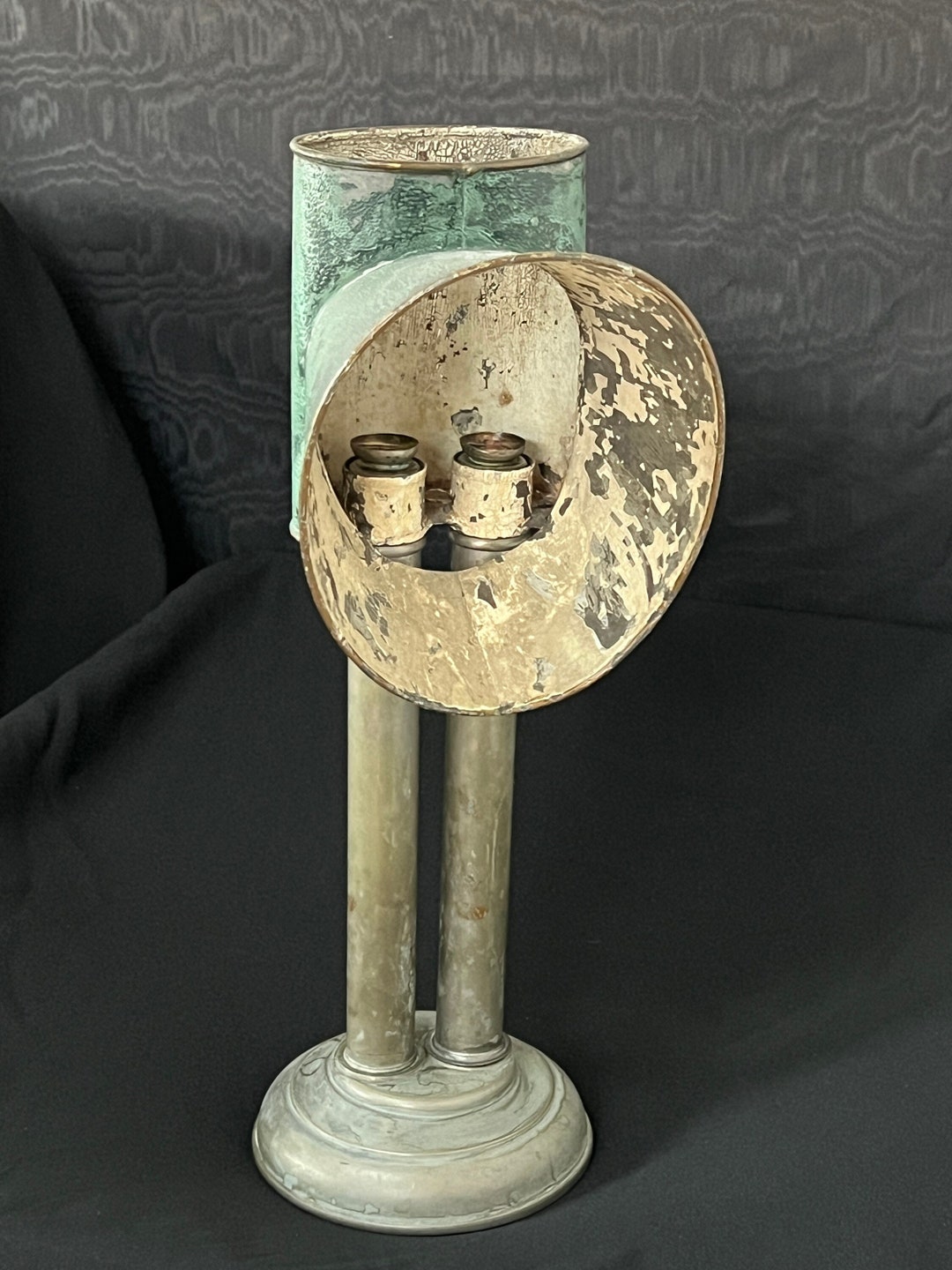 19th Century Double Candle Reading Lamp Spring-loaded With Tole ...