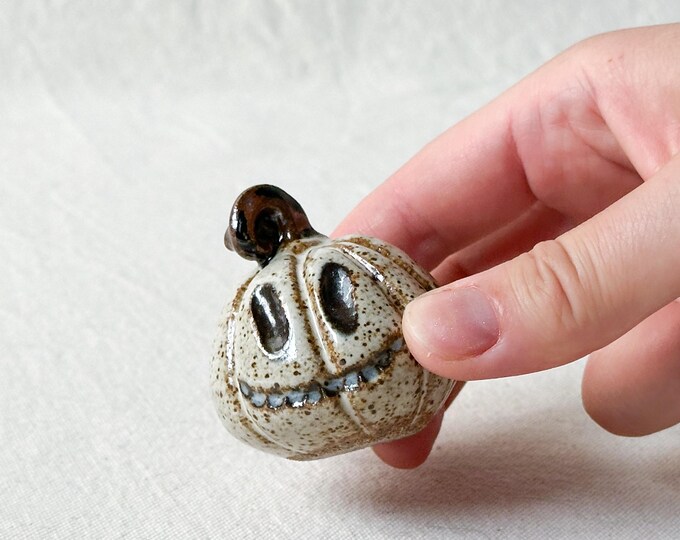 Ceramic Pumpkin, Jack-o’-lantern, Tiny Pumpkin, Halloween Decor ...