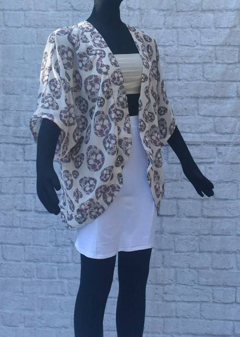 Joyful Pink Skullsrose Tattoos. Loosefitting Kimono Jacket - Etsy