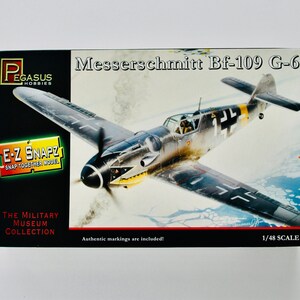 Messerschmitt Bf-109 G-6. 1/48 Scale E-Z Snap Together Model. Kit ...