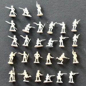 Vintage Collectible 1/72mm Scale American Revolution Soldiers 40 Pieces ...