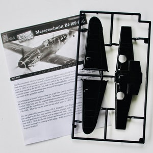 Messerschmitt Bf-109 G-6. 1/48 Scale E-Z Snap Together Model. Kit ...