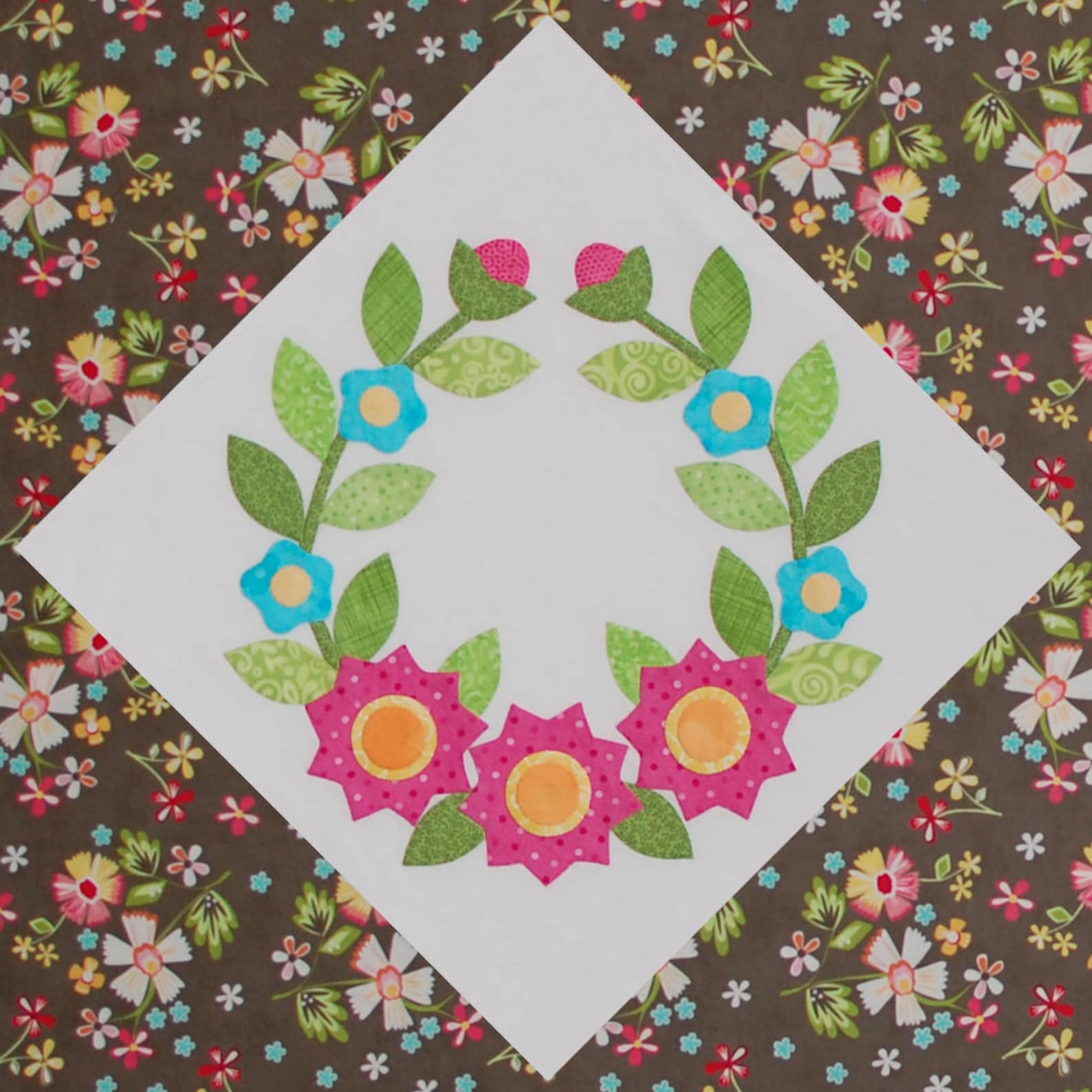 Bountiful Block 4 - Etsy