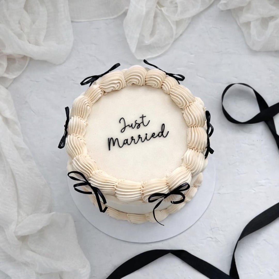 Just Married Cake Charm - Wedding Cake Topper - Etsy UK