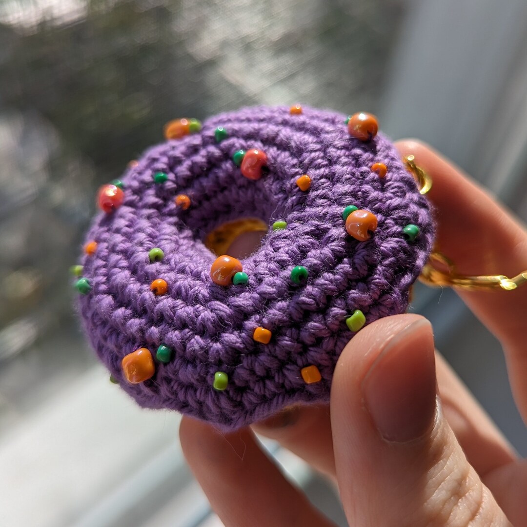 Hand Crafted Crochet Pumpkin Spice Donut Keychain/ Doughnut Keyring - Etsy