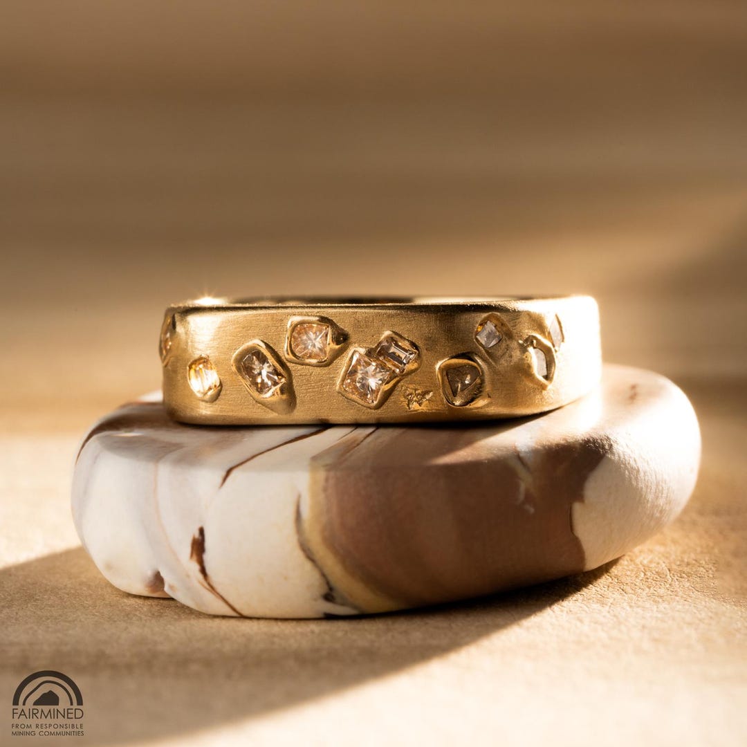 Golden Starlight Signet Ring - Etsy
