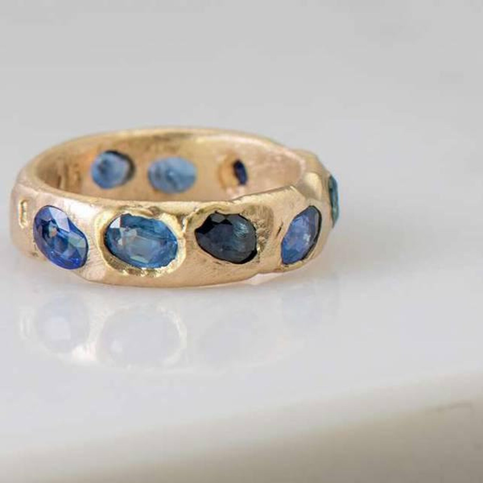 Blue Sapphire Kimberlite Ring in Yellow Gold - Etsy