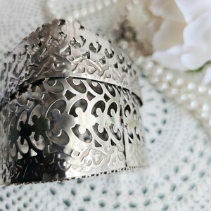 Vintage Silver Heart Shape Trinket Box With Sculpted Rose, Small Mesh ...