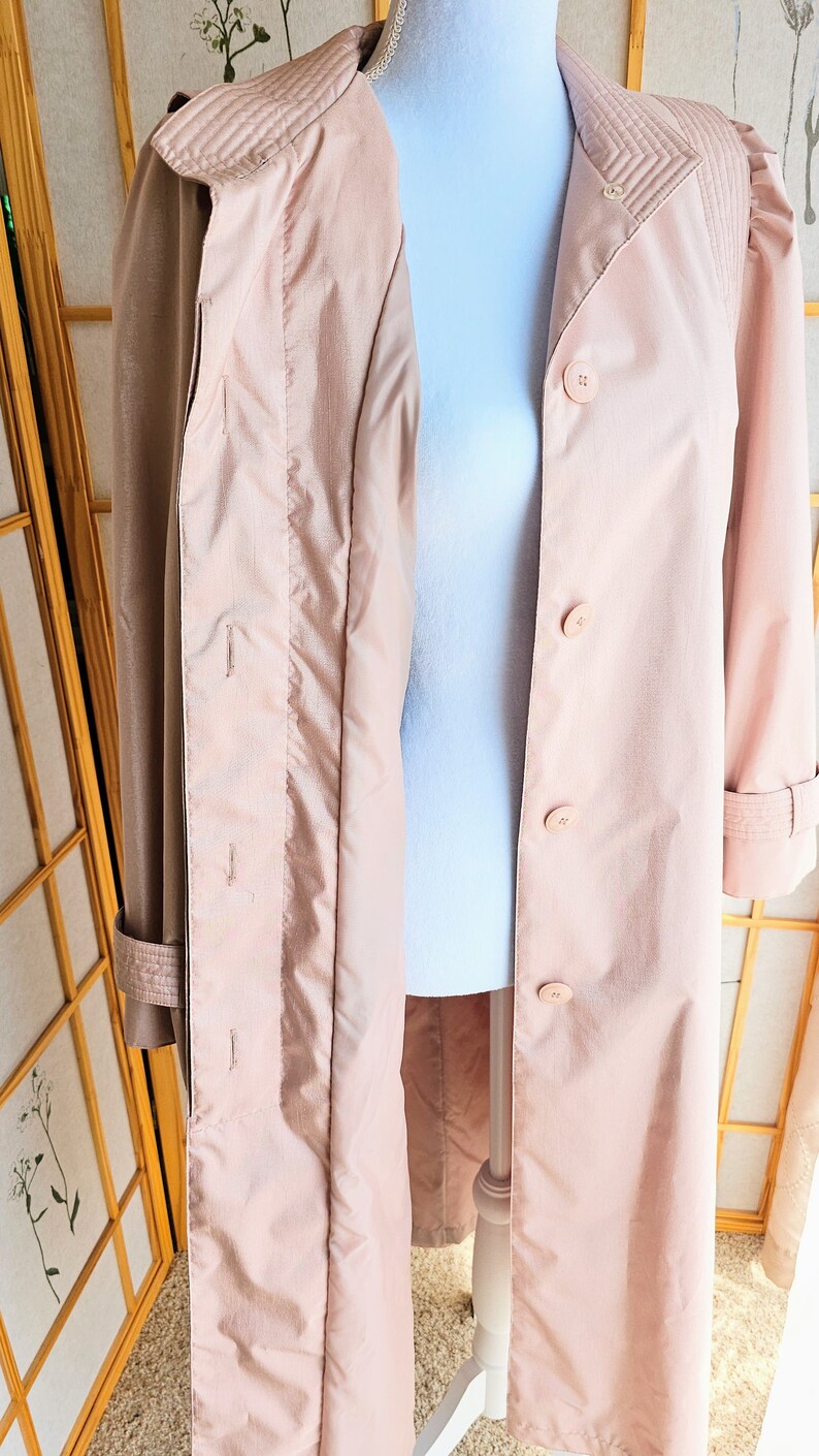 Vintage Trench Coat, Shimmery Champagne Colorlong Coat W/ Pockets Lined ...