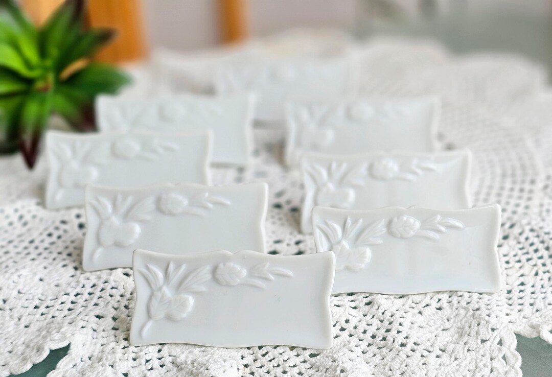 Vintage Ceramic Place Cards, 8 Bone China White Name Cards Floral ...