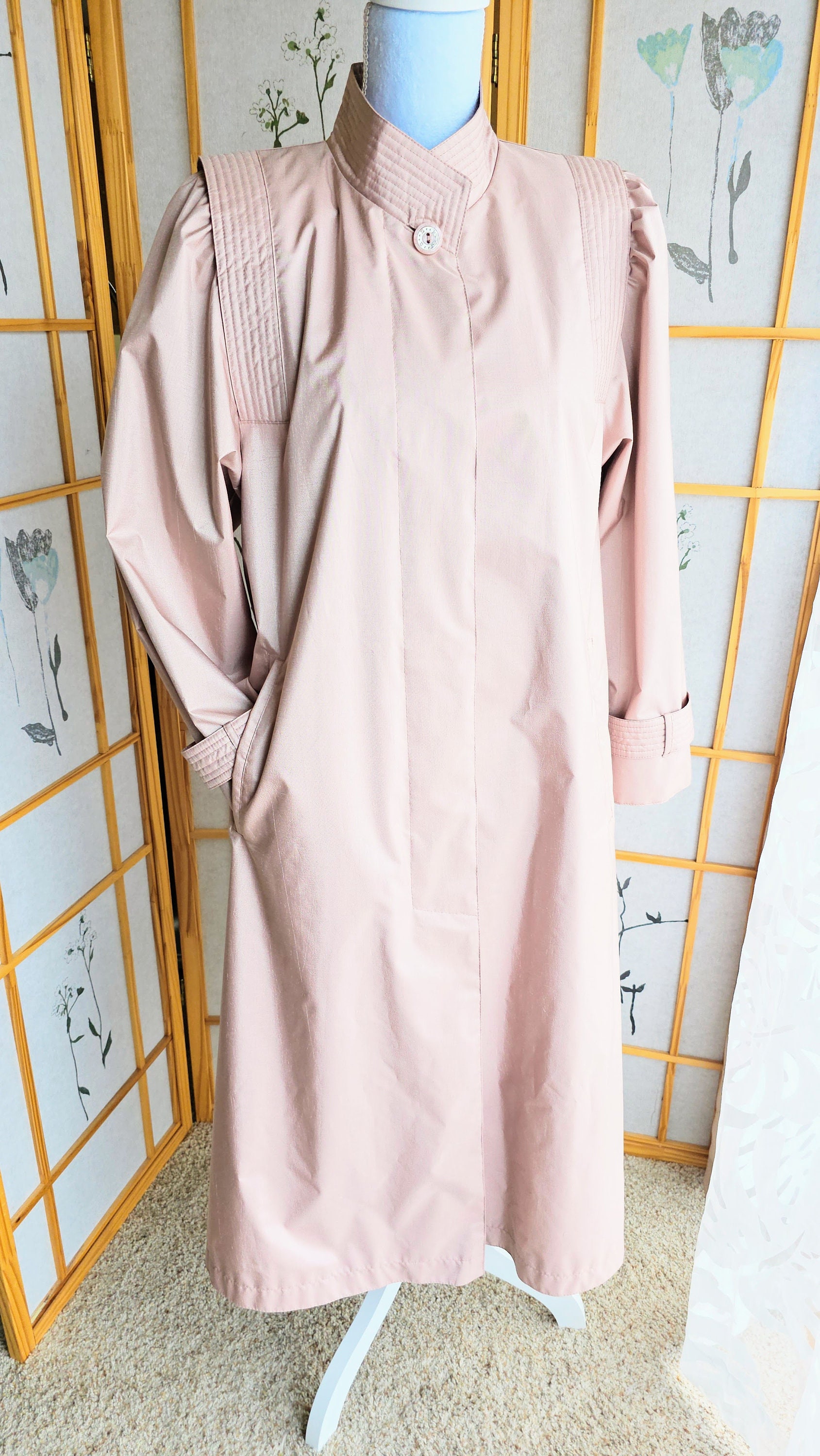Vintage Trench Coat, Shimmery Champagne Colorlong Coat W/ Pockets Lined ...